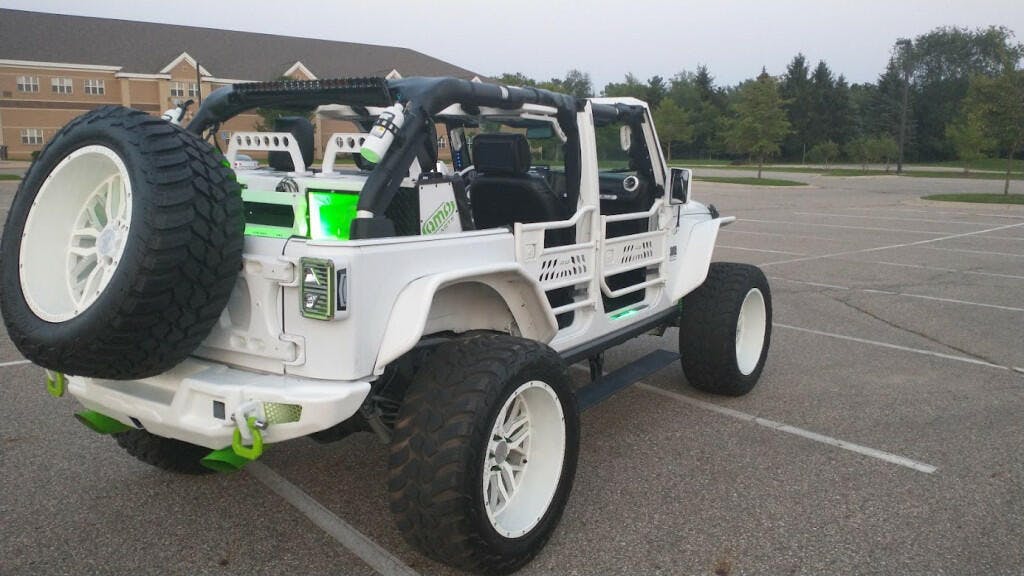 DS18 JSUB.2 Jeep Wrangler JK/JKU/JL/JLU Dual 12" Bass Box