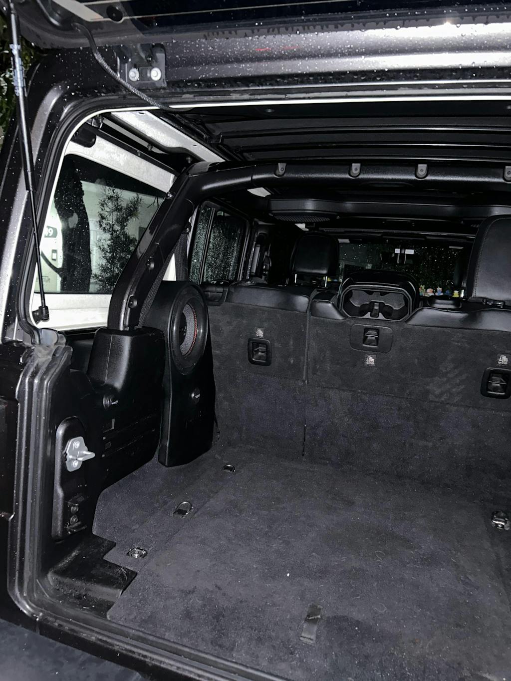 Jeep JL/JLU 10" Wheel Well Seald Subwoofer Enclosure Left and Right Si