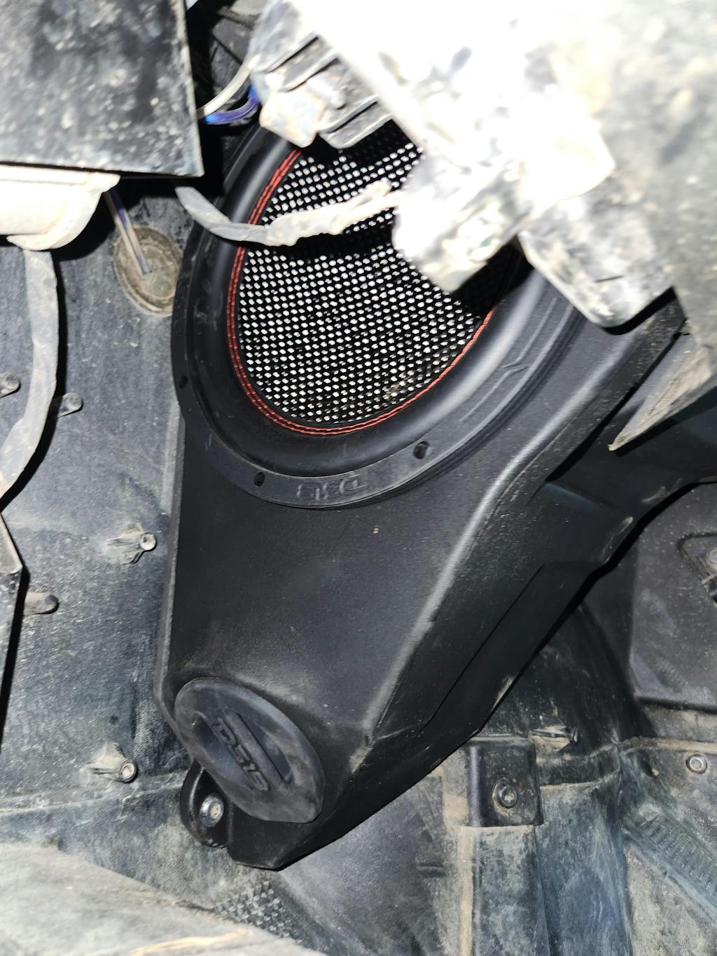 DS18 RZR-GBSUB10LD Polaris RZR Glove Box 10" Subwoofer Enclosure