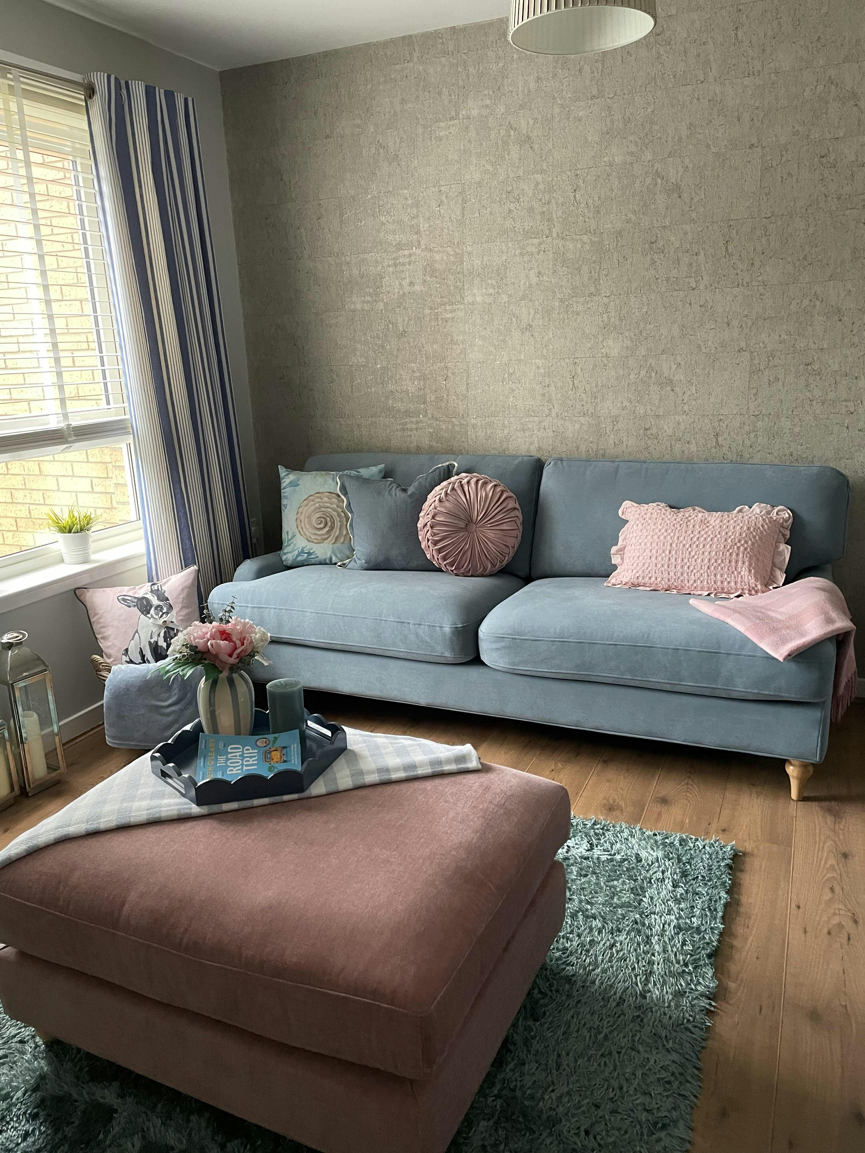 Hampshire Traditional 2 Seater Sofa - Textured Weave - Beige – DUSK