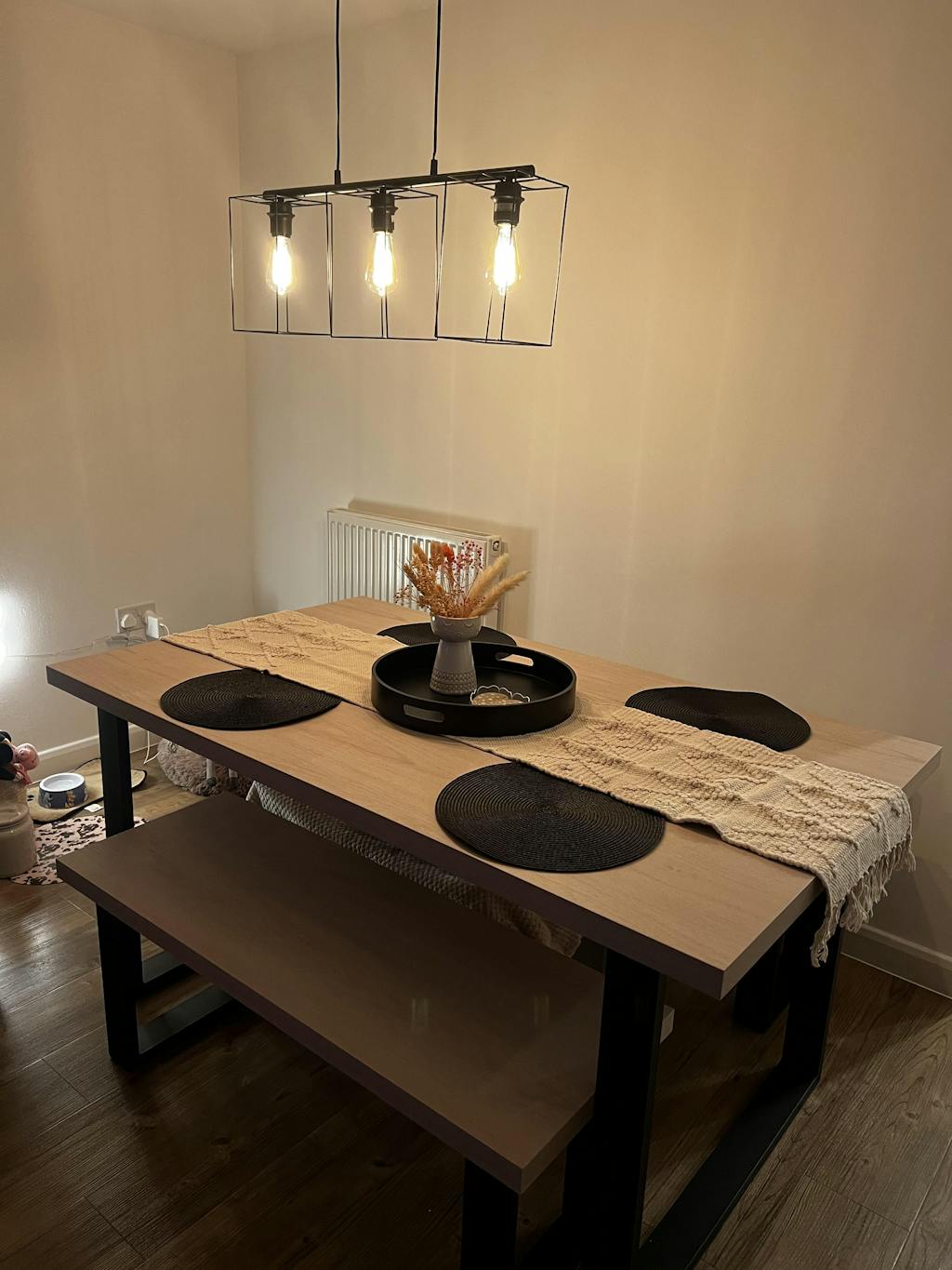 Harper 4-6 Seater Dining Table - Wood/Black – DUSK