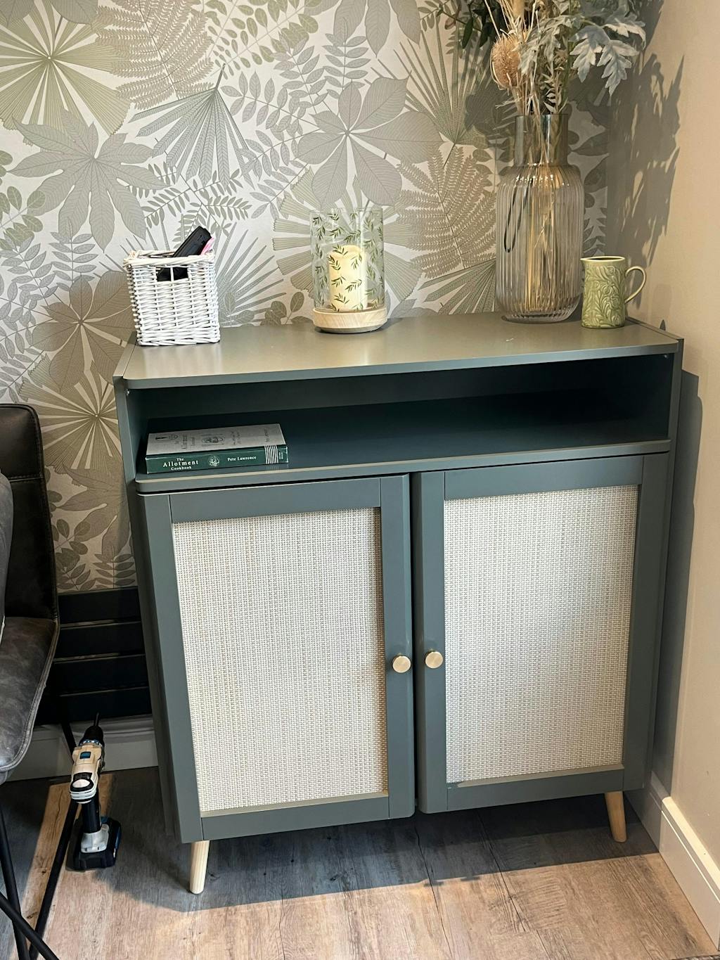 Aurelia Dressing Table Console with Mirror - Vintage Cream – DUSK