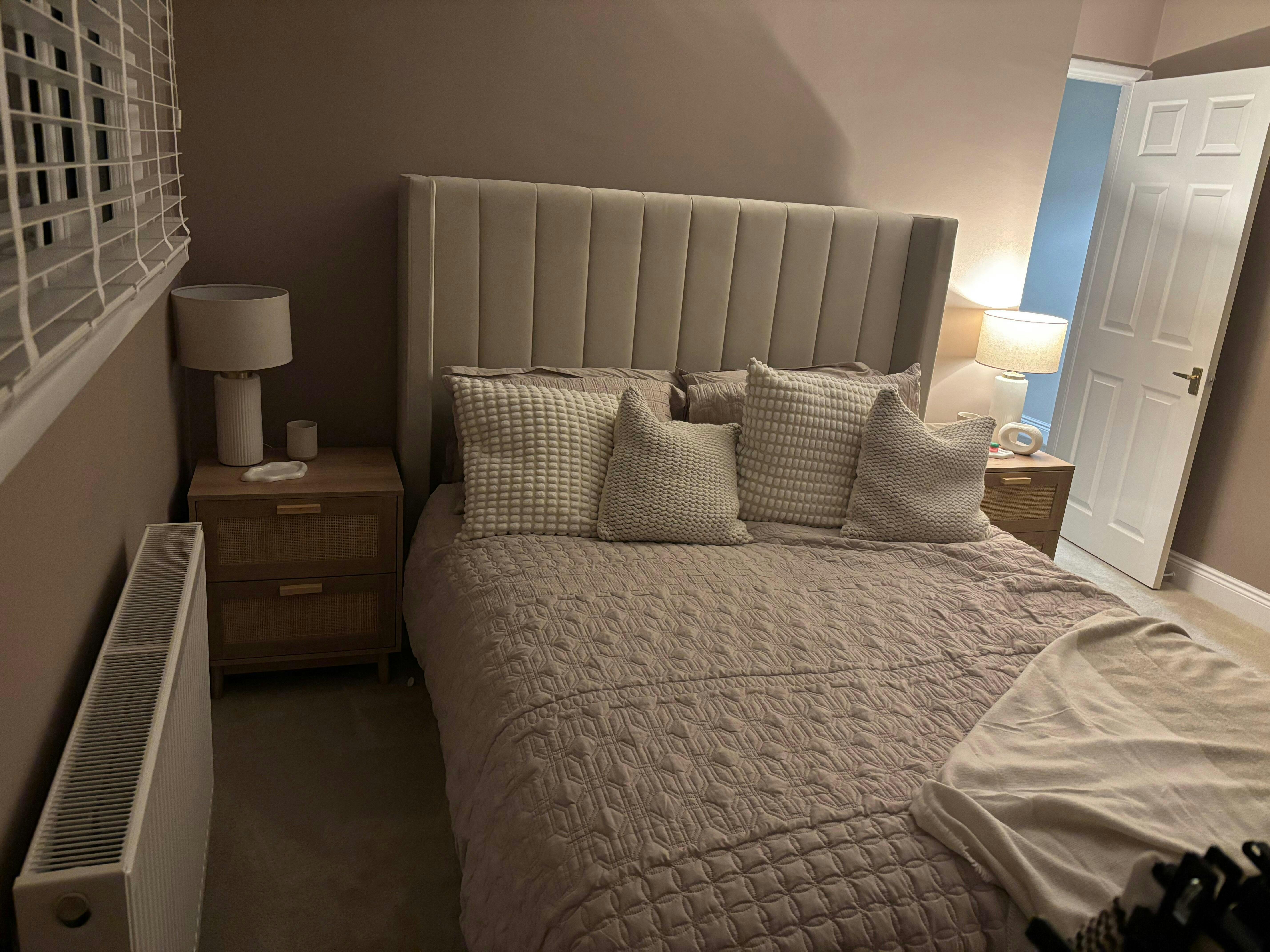 Isla Hideaway Desk - Taupe – DUSK