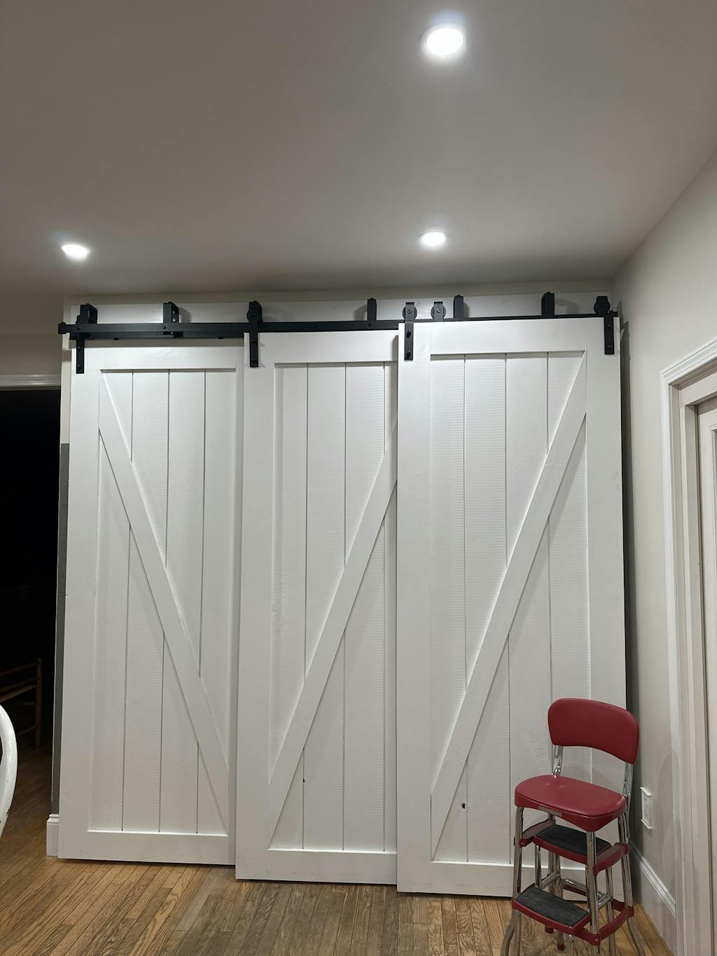 Classic Strap Triple Bypass Barn Door Hardware Kit – Dusty's Rustic ...