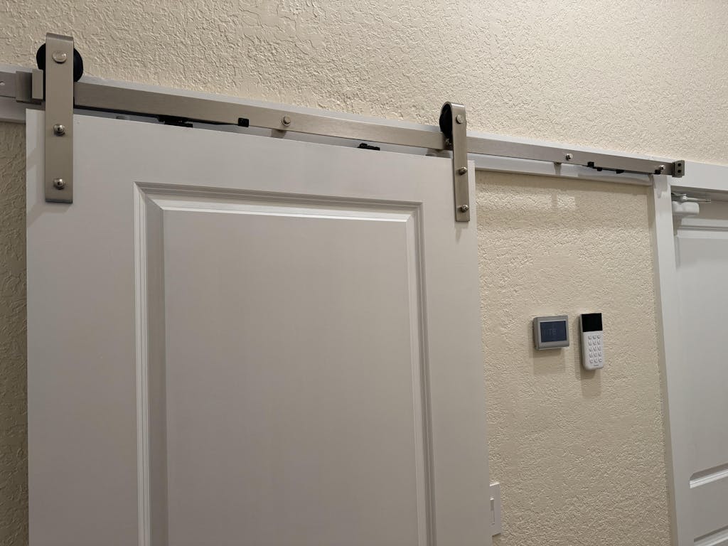 Barn Door Soft Close for Single Door – Dusty's Rustic Rolling Doors