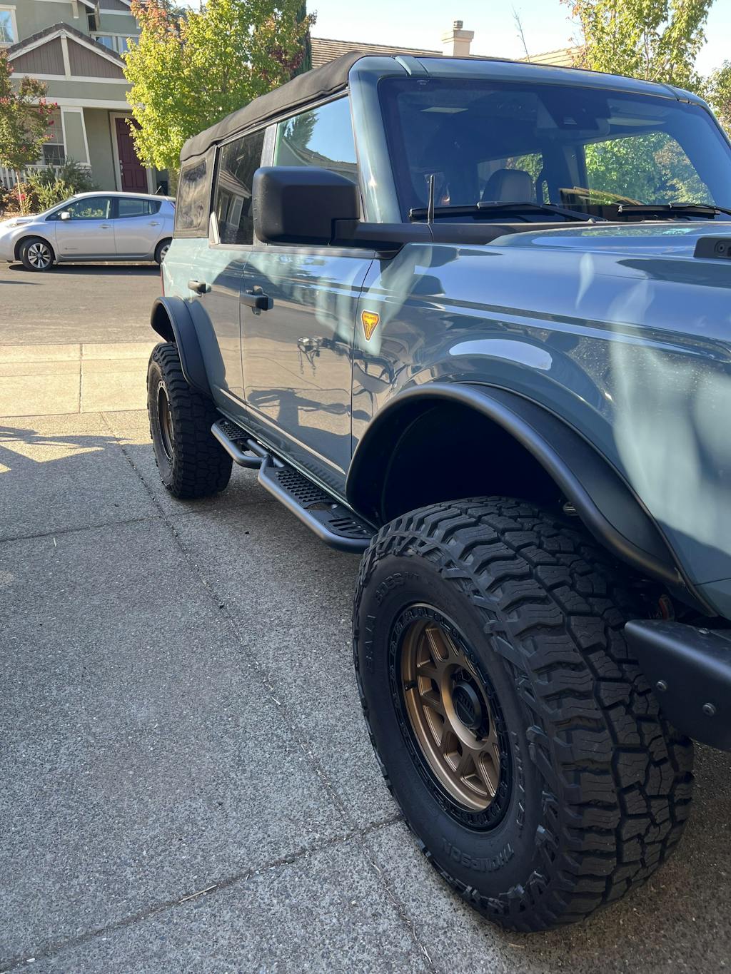2021-2024 Ford Bronco Side Steps | DV8 Offroad