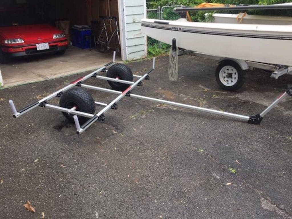 HOBIE 16 – Dynamic Dollies & Racks