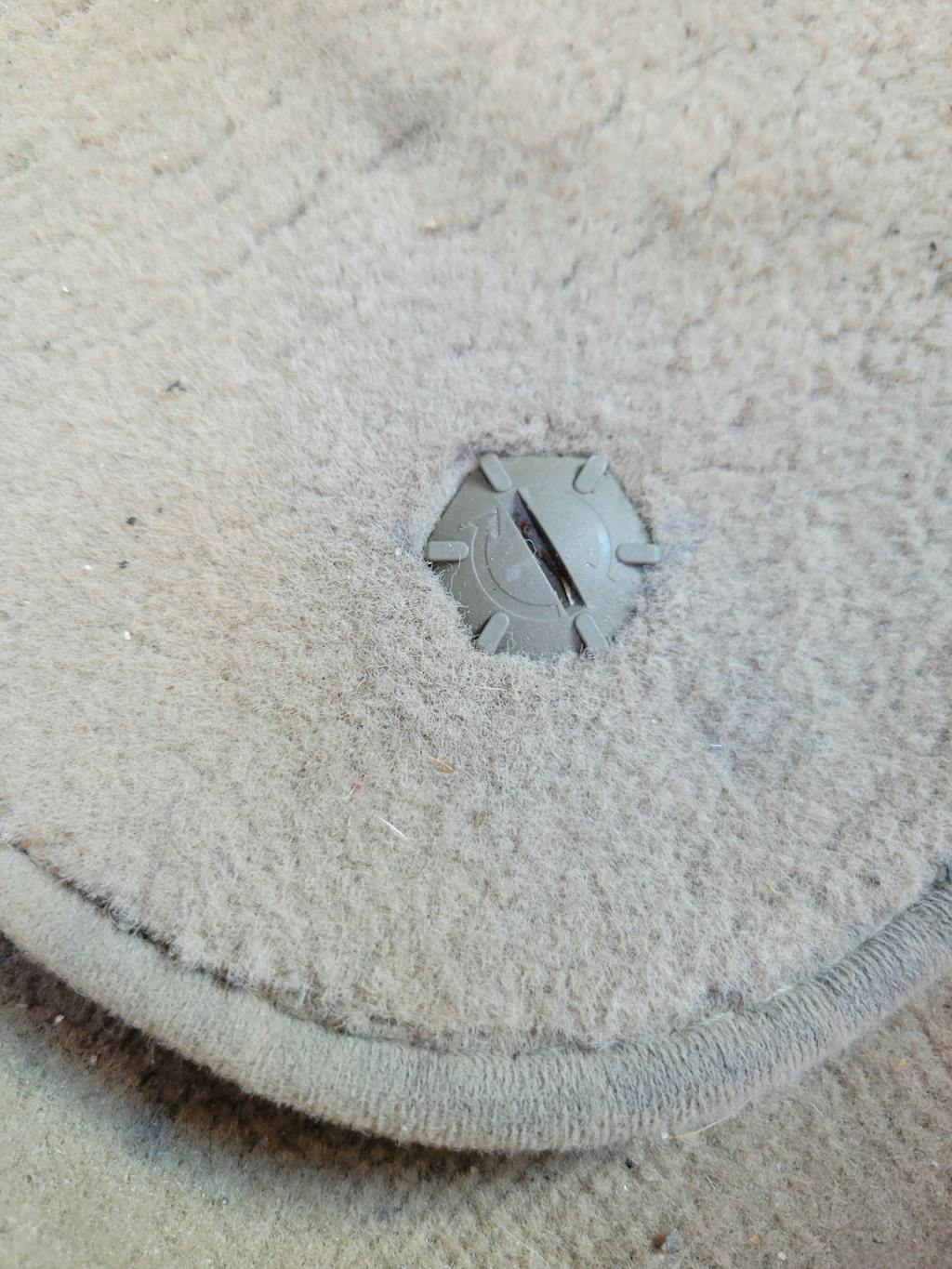 Retention Clips for Weathertech mats – Eagle Klaw