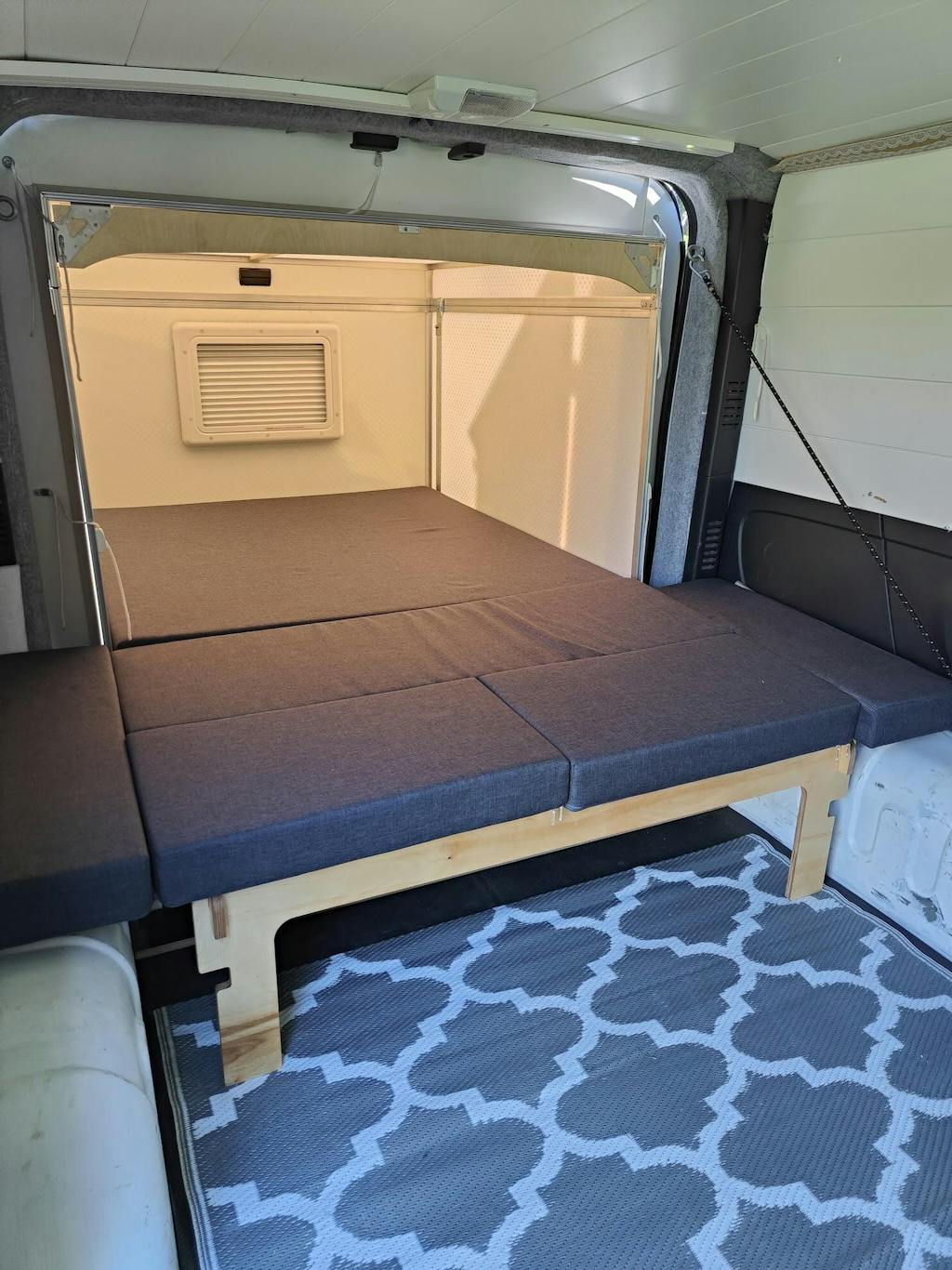 "Happy Dreamer" - Slide-Out Schlaf Modul & Erweiterung für Vans ...