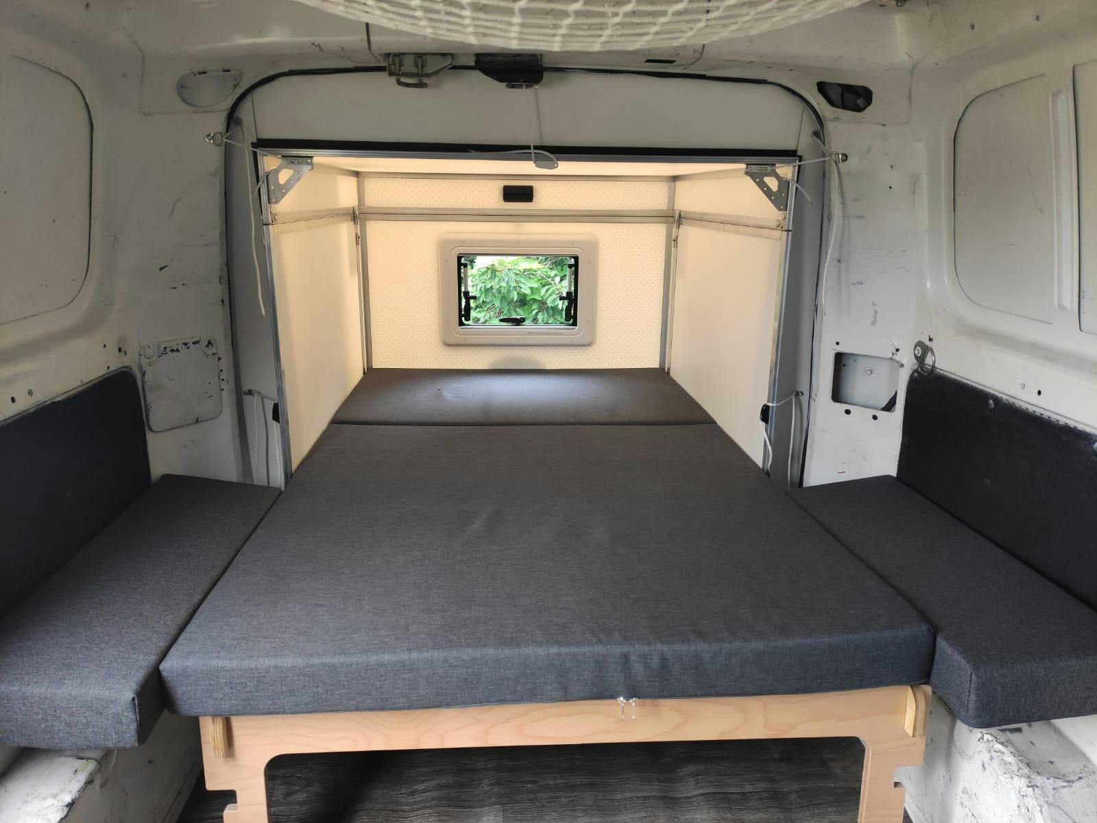 "Happy Dreamer" - Slide-Out Schlaf Modul & Erweiterung für Vans ...