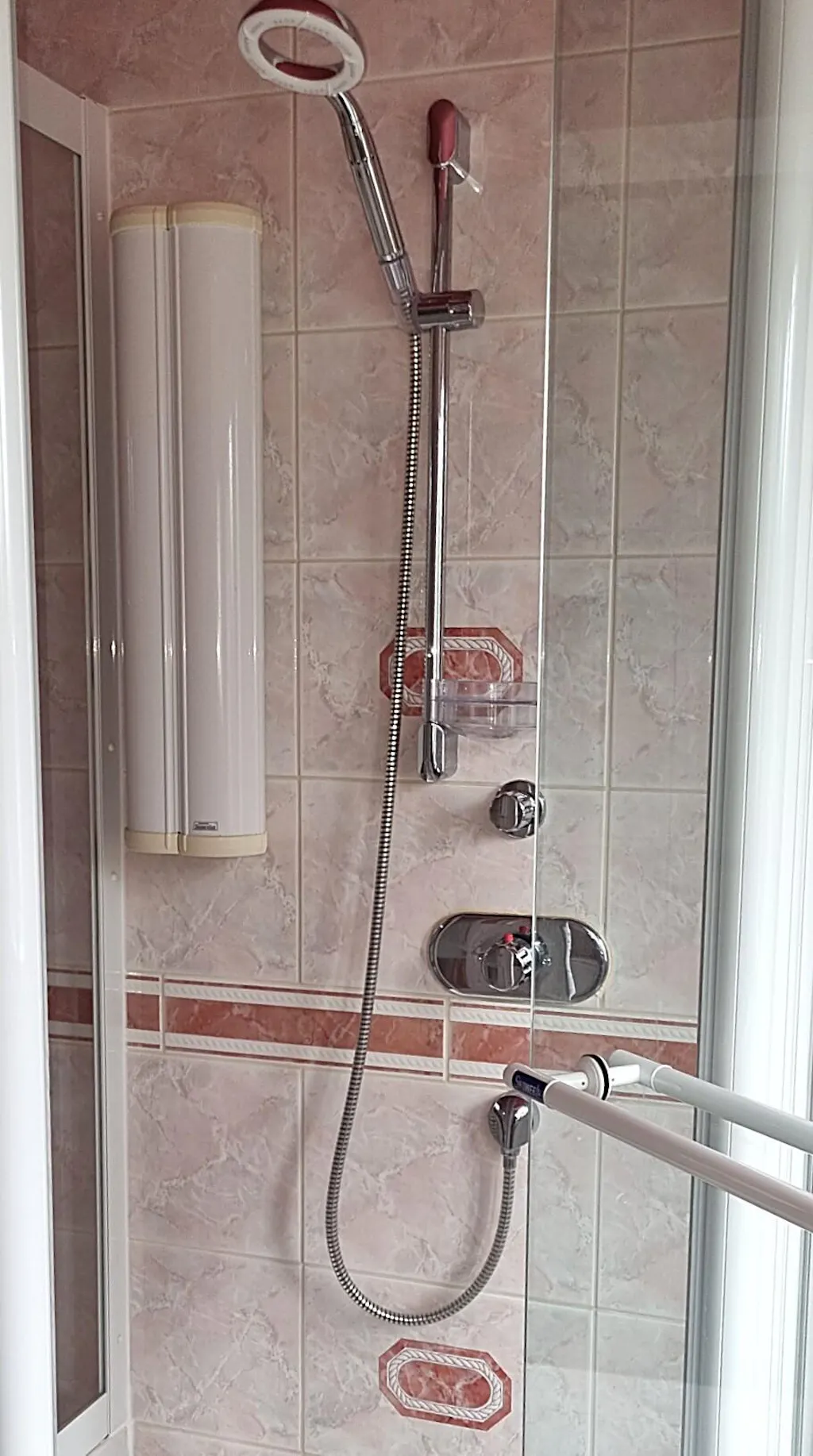 Orbit Shower Head | Eco-Friendly Design | Ecocamel