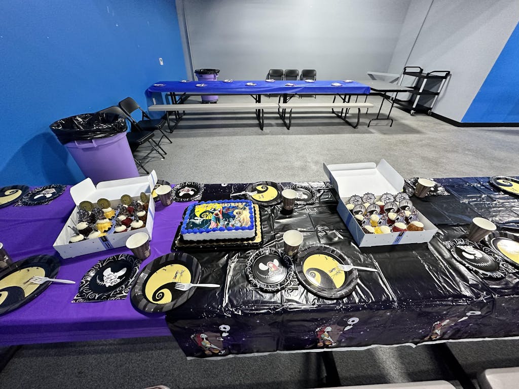 Tim Burtons The Night Before Christmas HJG Edible Cake Toppers ...