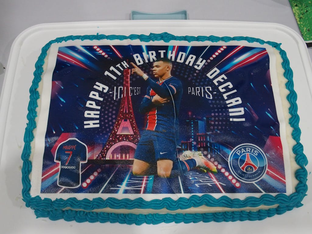 Kylian Mbappe PSG Paris Soccer Edible Cake Toppers – Ediblecaketopper