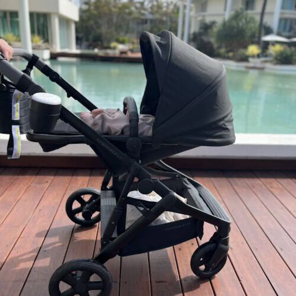 Olive Double Pram - Adaptable and Luxurious | Edwards & Co New Zealand