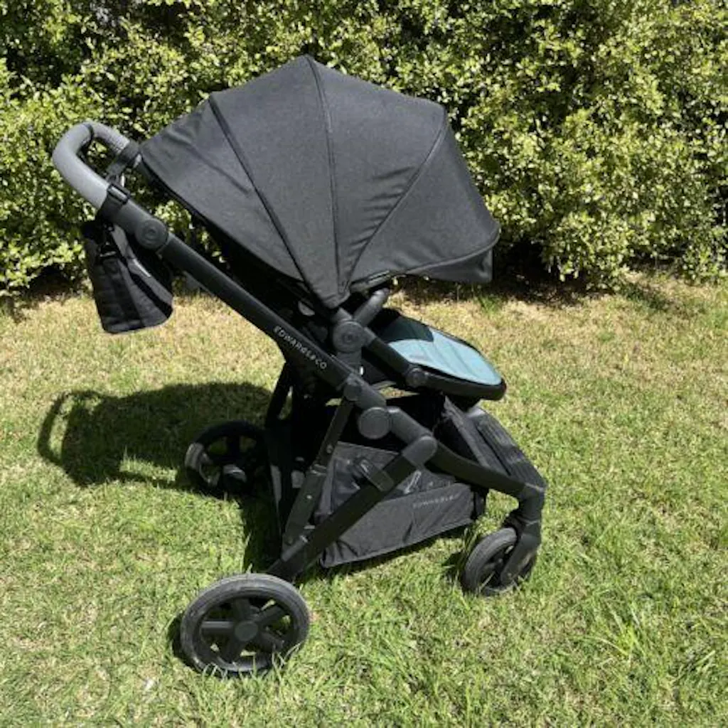 Olive Double Pram - Adaptable and Luxurious | Edwards & Co New Zealand
