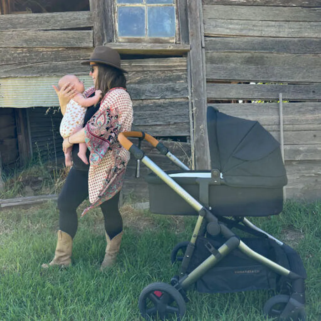 Otto Compact Stroller - Lightweight and Adaptable | Edwards & Co NZ