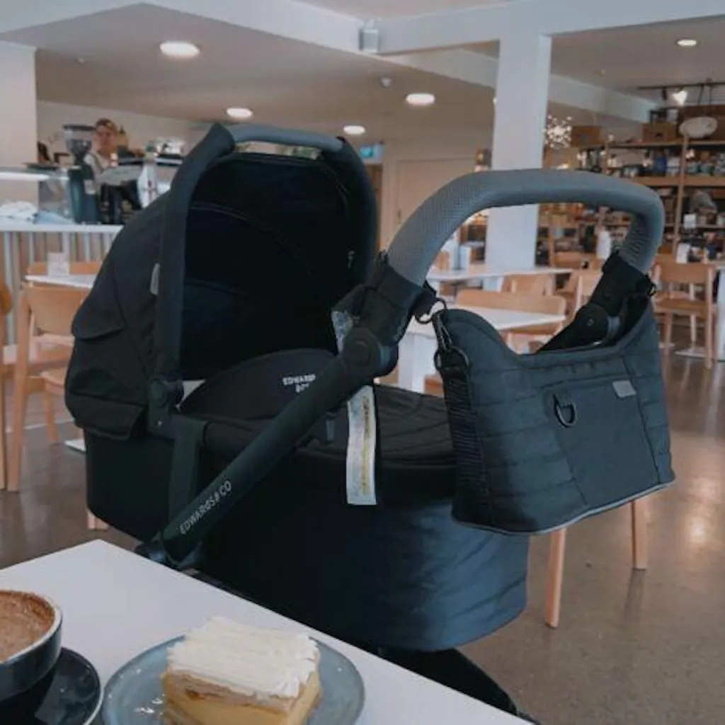 Oscar M2 Three Wheels Pram For Your Adventures | Edwards & Co New Zealand