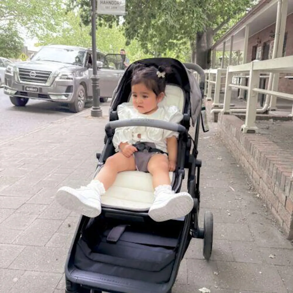 Olive Double Pram - Adaptable and Luxurious | Edwards & Co New Zealand
