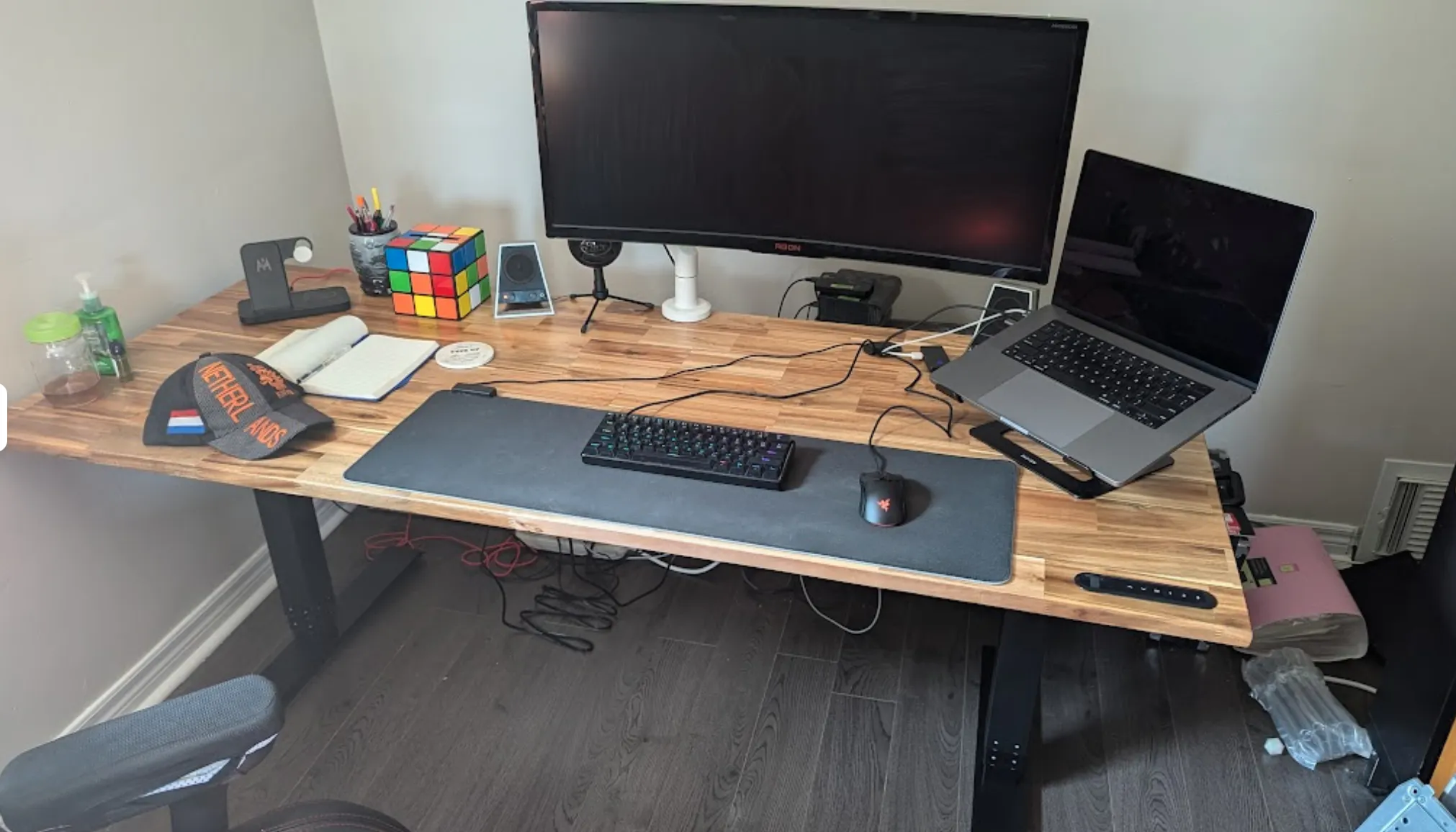Wildwood Standing Desk | Solid Wood Standing Desk – EFFYDESK