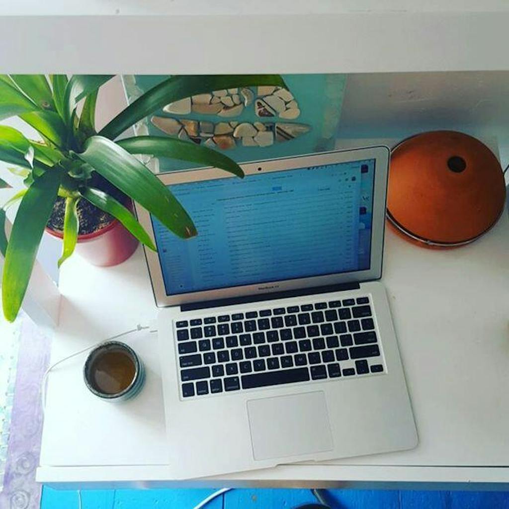 Egloo - An all in one heater, oil diffuser and humidifier