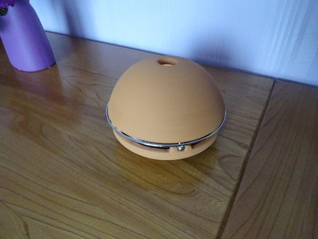 Egloo - An all in one heater, oil diffuser and humidifier