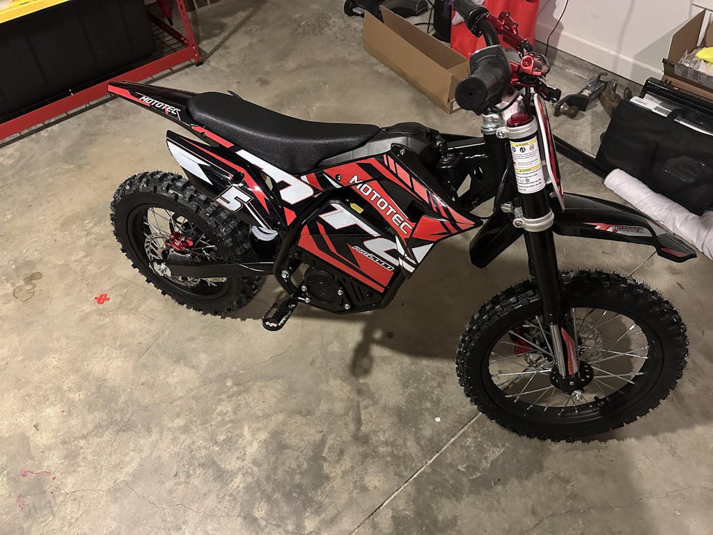 MotoTec Pro 60V/15.6Ah 2000W Lithium Electric Dirt Bike – Electric Ride Co.