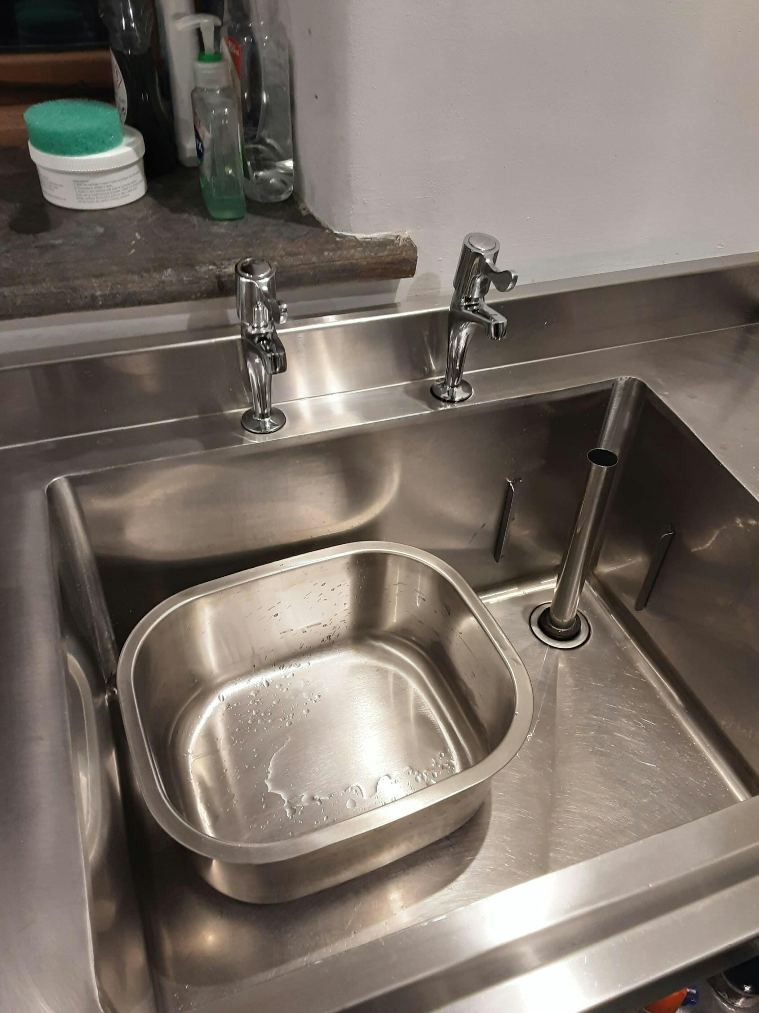 Stainless Steel Washing Up Bowl - 10 litre | Elephant Box