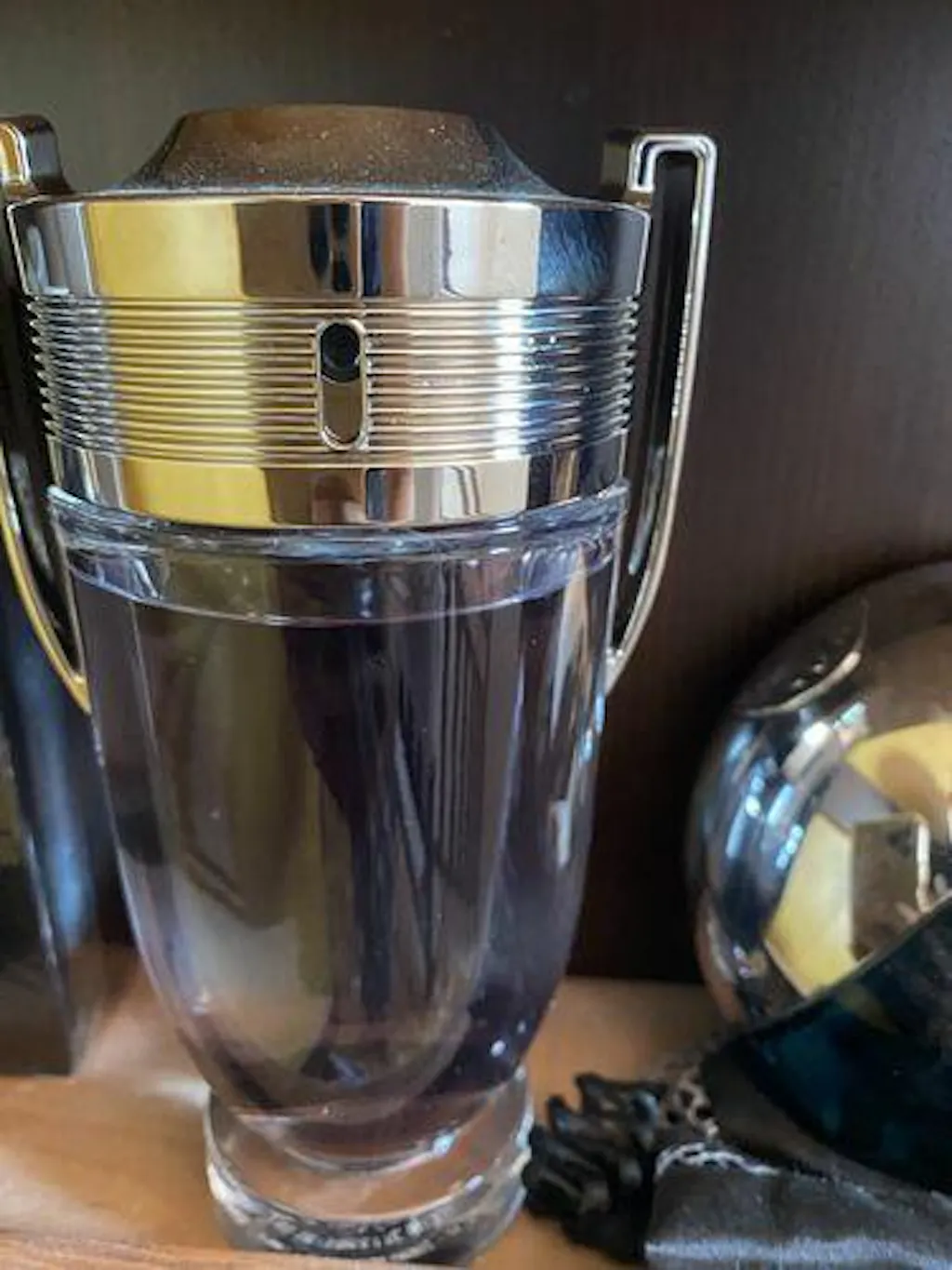 Paco Rabanne Invictus EDT 200 ML (H) – Elite Perfumes