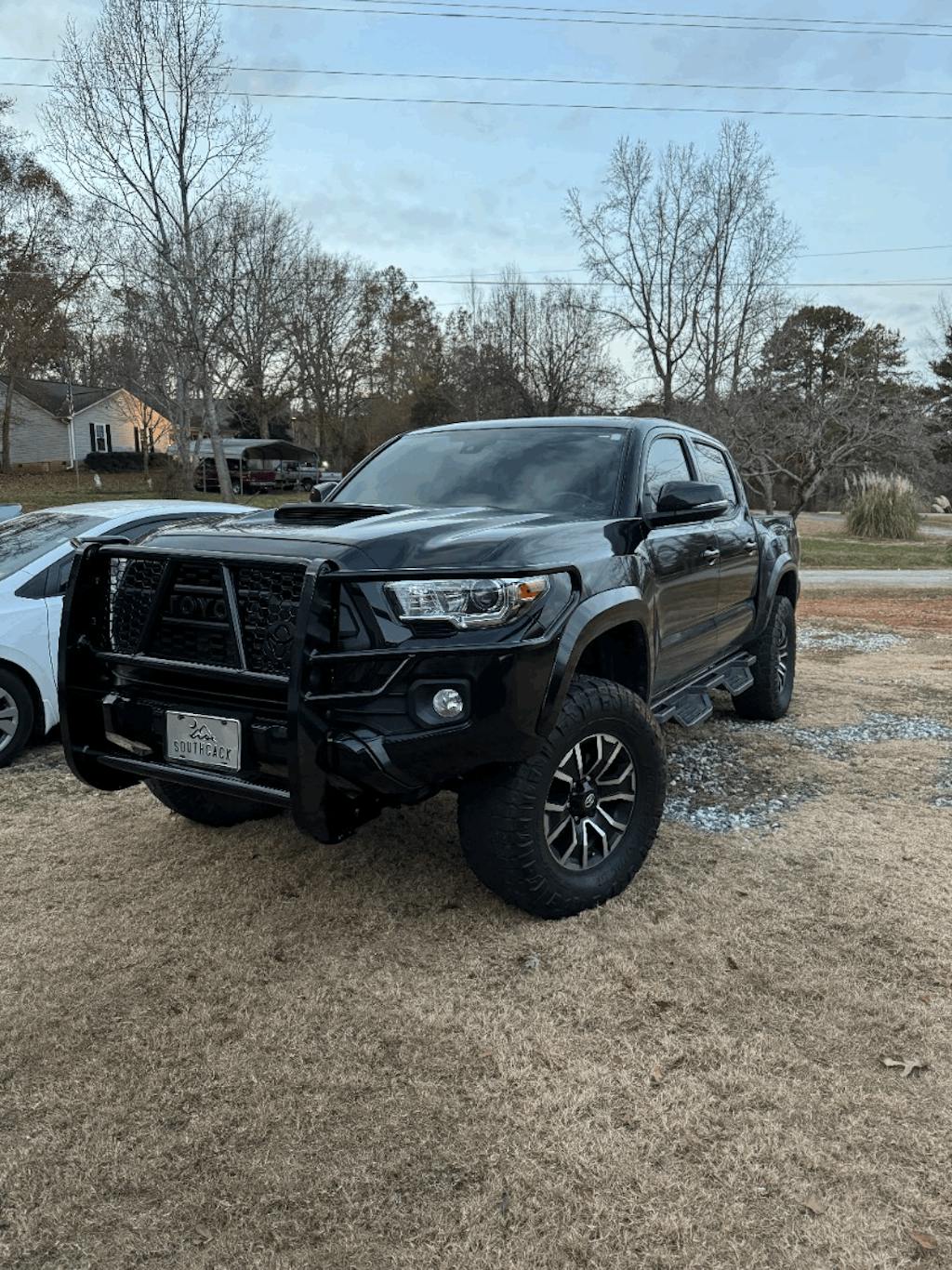 Ranch Hand Legend Series Grille Guard Fits Select 16-23 Toyota Tacoma ...