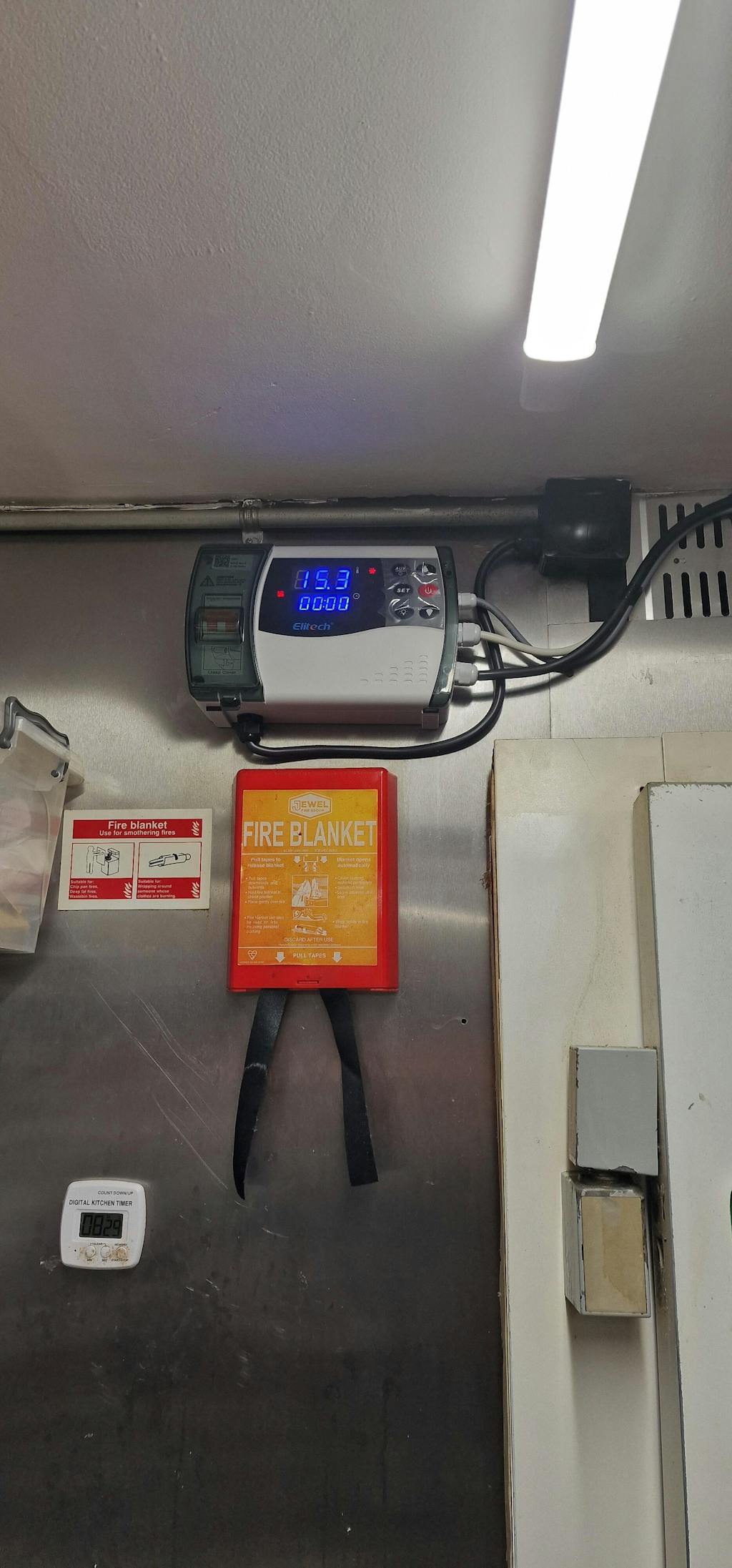 Elitech ECB-1000Plus Cloud Electric Control Panel WiFi+4G 100-256VAC — ElitechEU