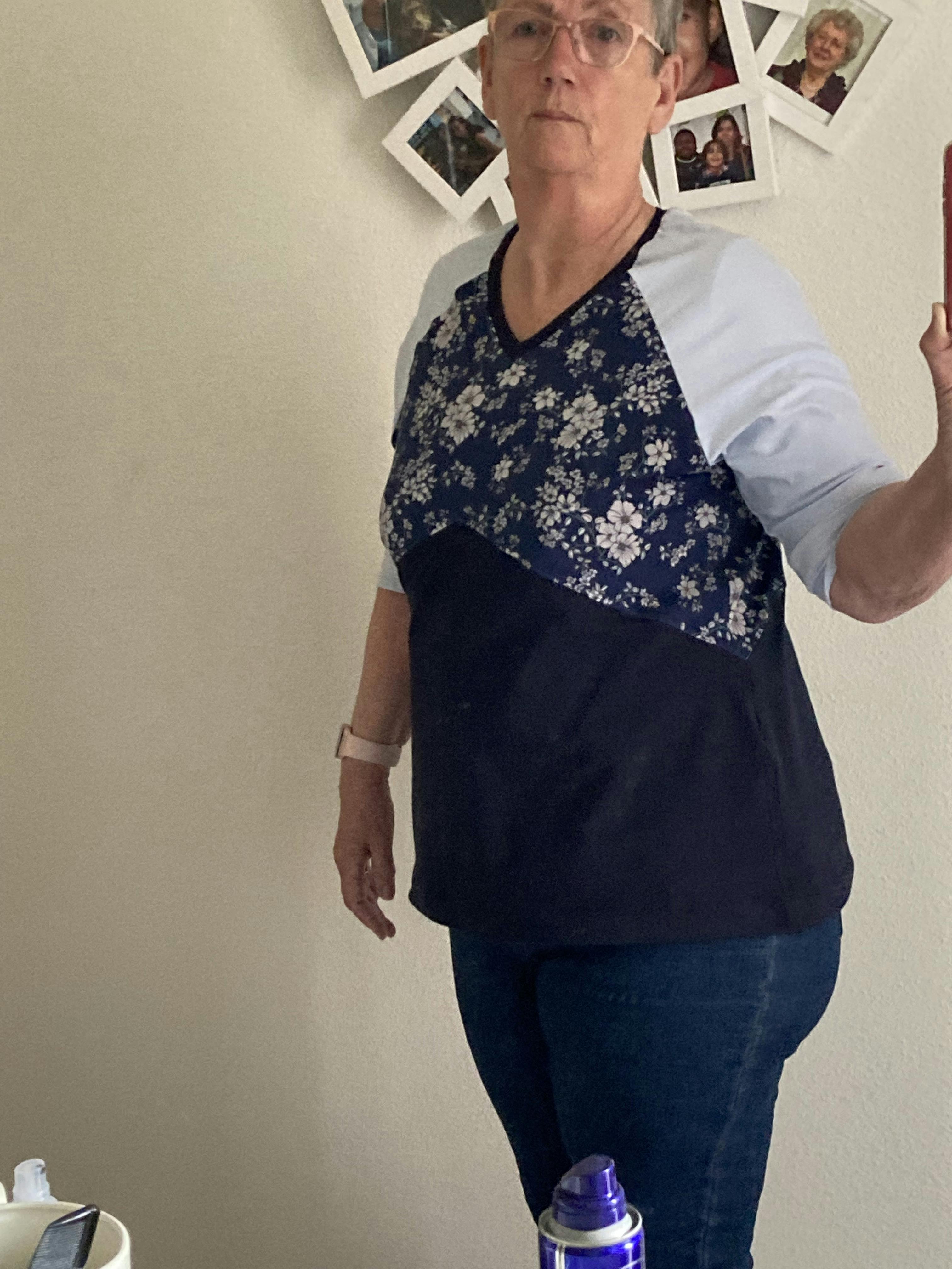 Geometric Color-Block Raglan Pattern (Curvy Fit) – Ellie and Mac