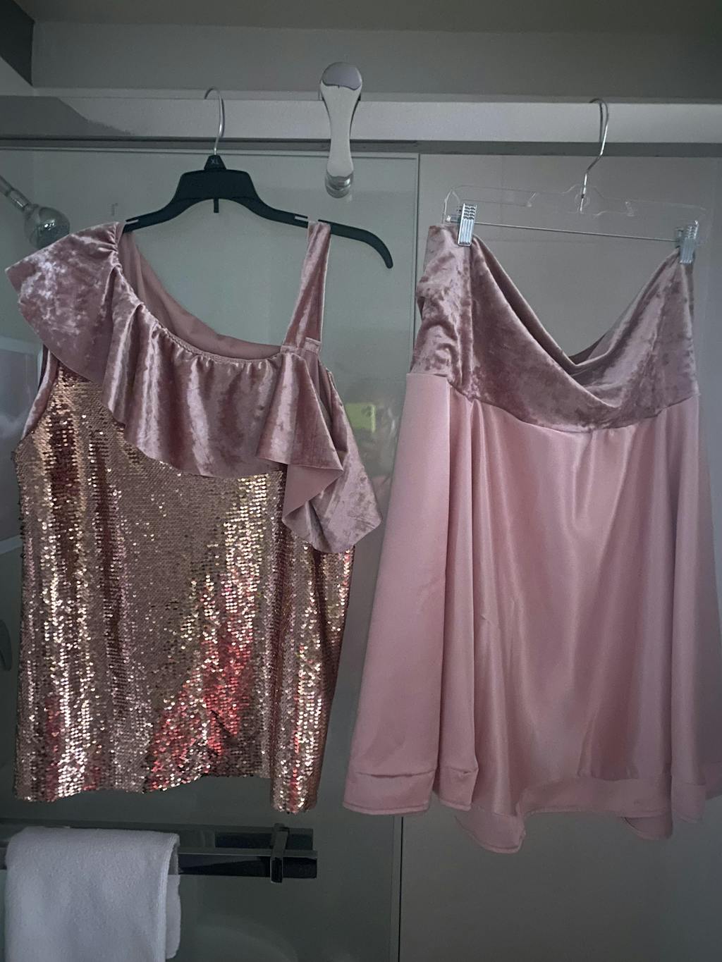 Glitz & Glamour Shirt, Peplum and Dress Pattern