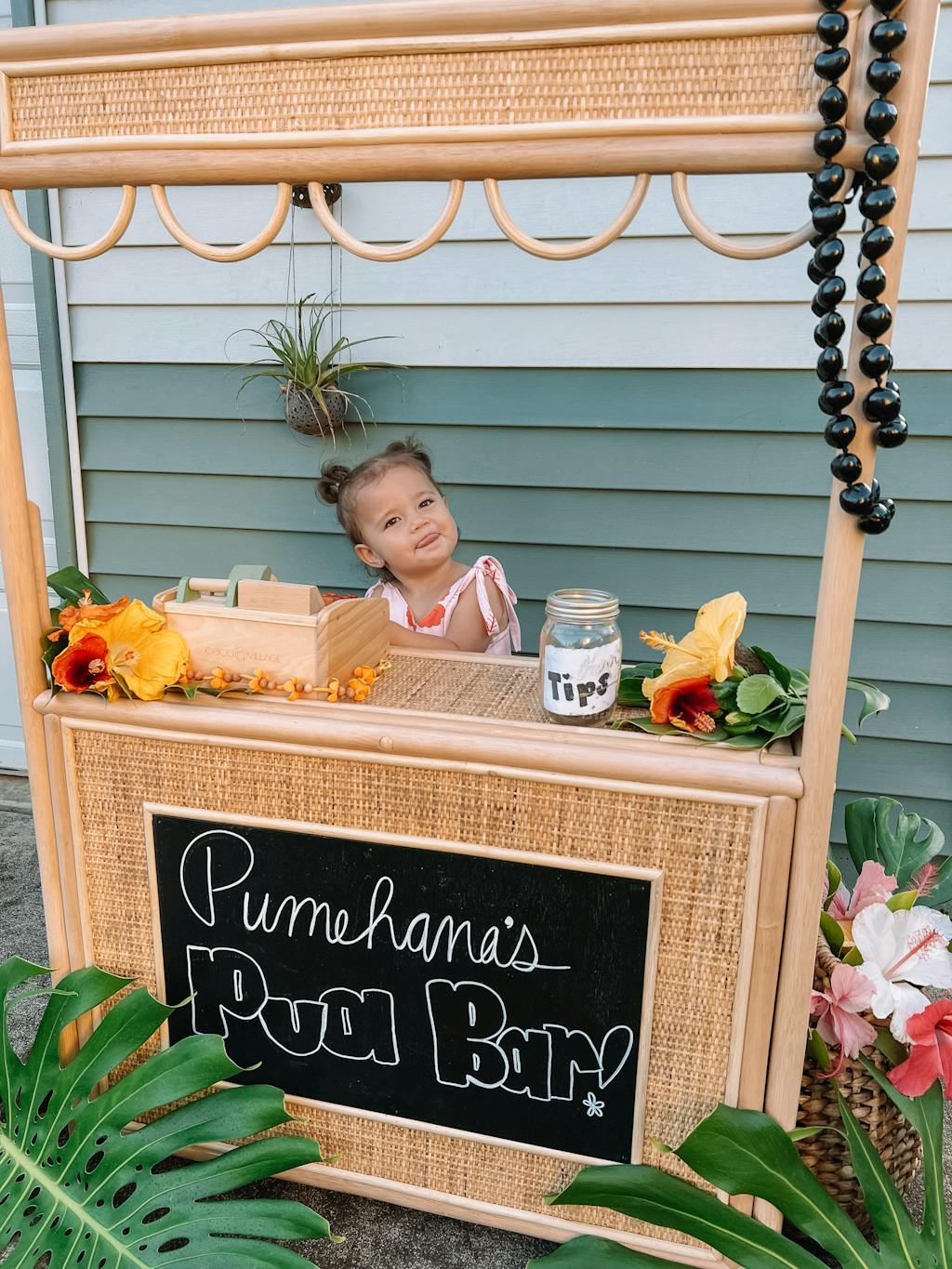 Little Rattan Shop Stall – Ellie & Becks Co.