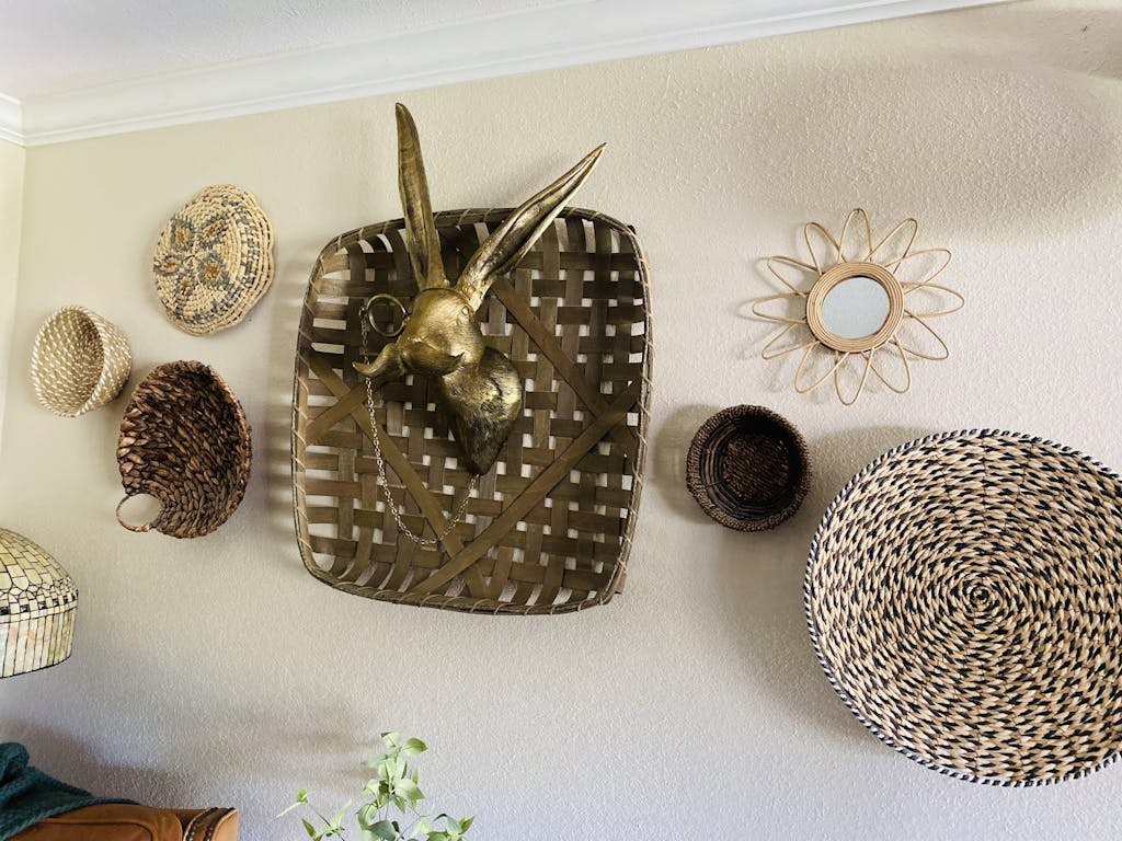 Eric the Hare Wall Mount – EmieJames