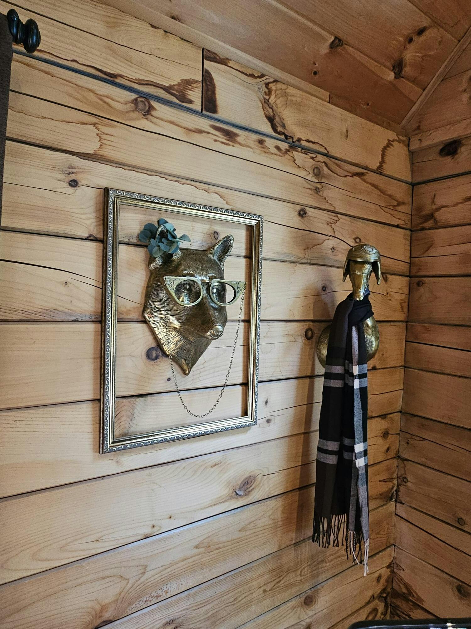 Charlie the Duck Wall Mount – EmieJames