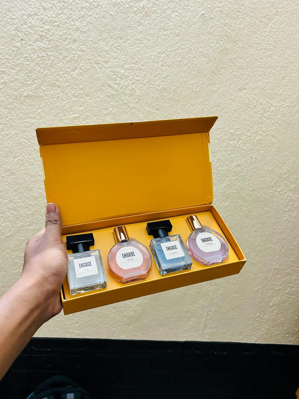 Buy Engage Gift - Assorted Luxury Gift Set for Men & Women, 25mlx4, Pack of 4 – ENGAGE