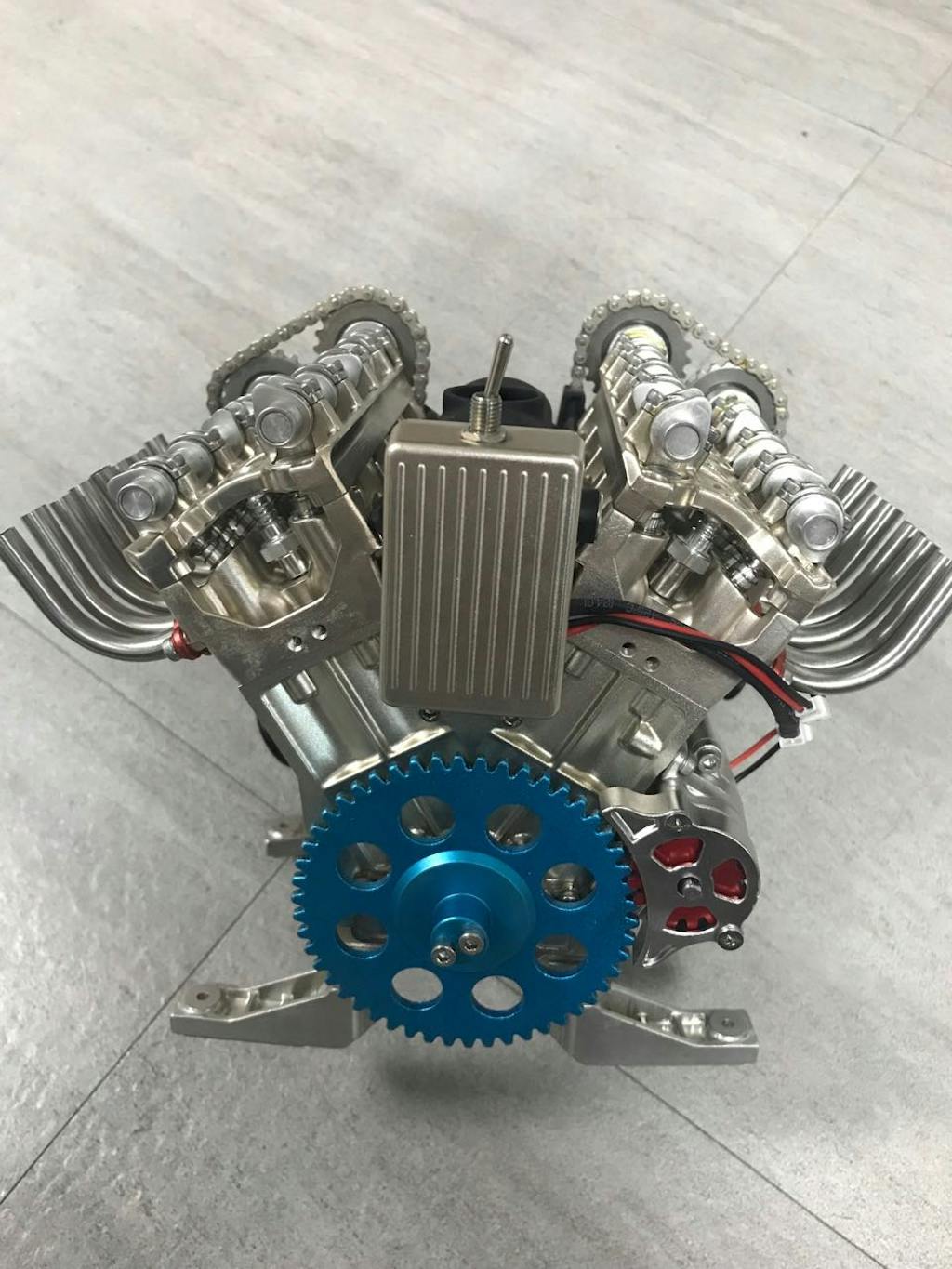 V8 Engine Model Kit that Works - Build Your Own V8 Engine - TECHING 1 ...