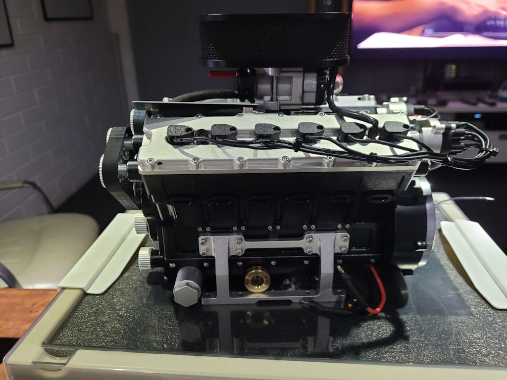 ENJOMOR V12 Engine Model That Works - GS-V12 72CC DOHC Gas Engine ...