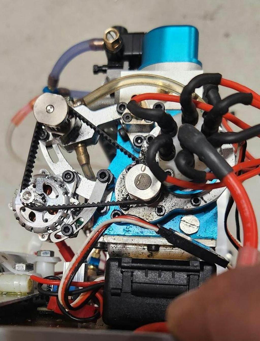 HOWIN L6-210 Engine Inline 6 Gasoline Engine Model Kit - EngineDIY