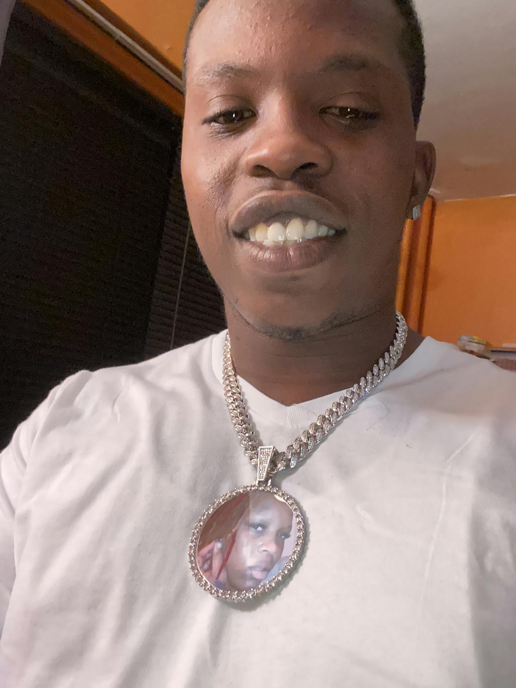 12MM Cuban Chain Photo Medallion Necklace- Plating Of Gold Medallion N ...