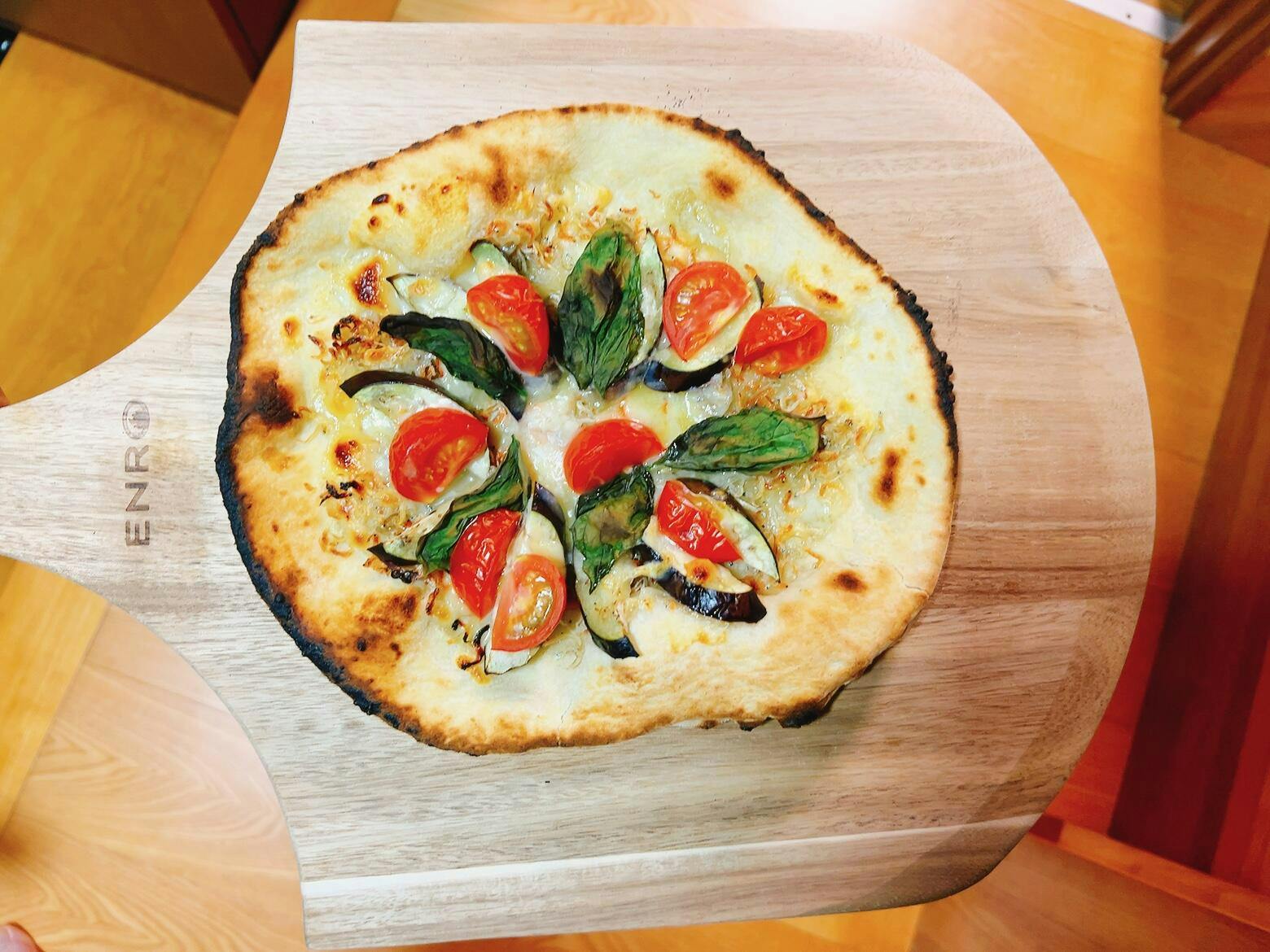 ENROピザスクリーン – ENRO 日本公式サイト