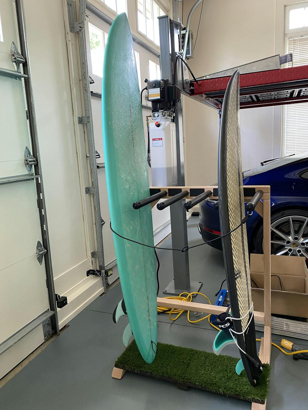 High-Quality Grassy Surf Rack | Holds 5-7 Surfboards w/Fins