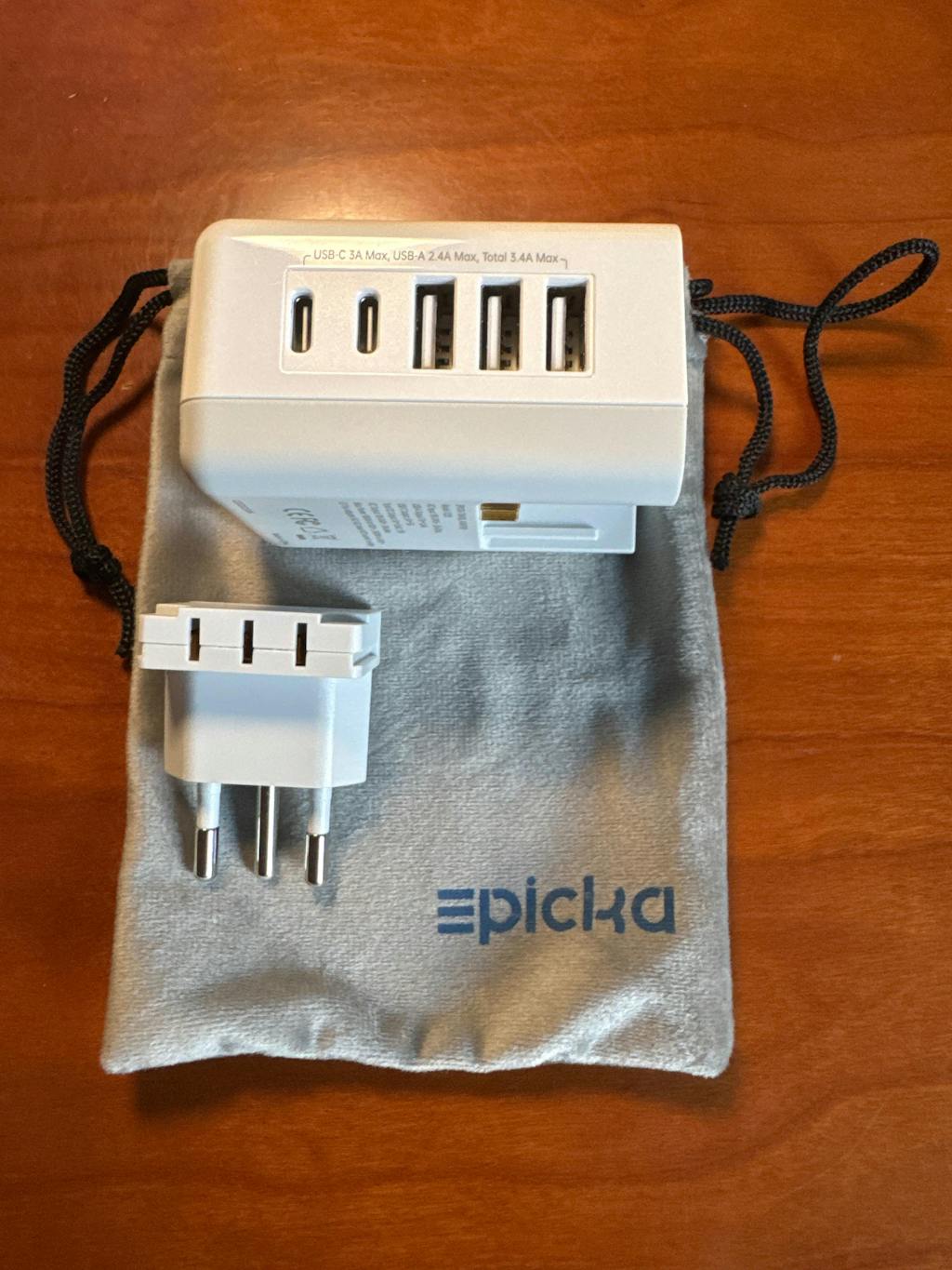 Epicka Universal Series Travel Adapter