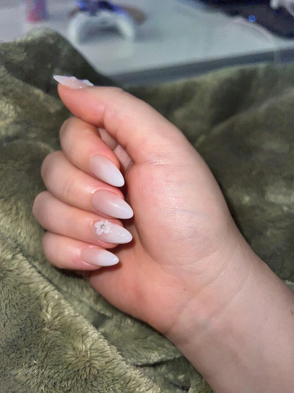 Ersa Essence – Ersa Nails