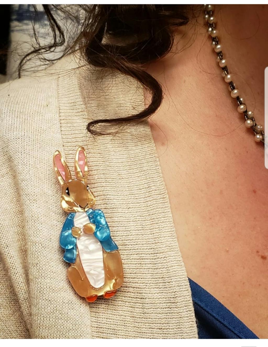 Peter Rabbit Brooch – Erstwilder