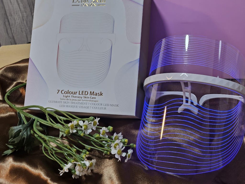 7 Colour LED Mask – ErthSkin London