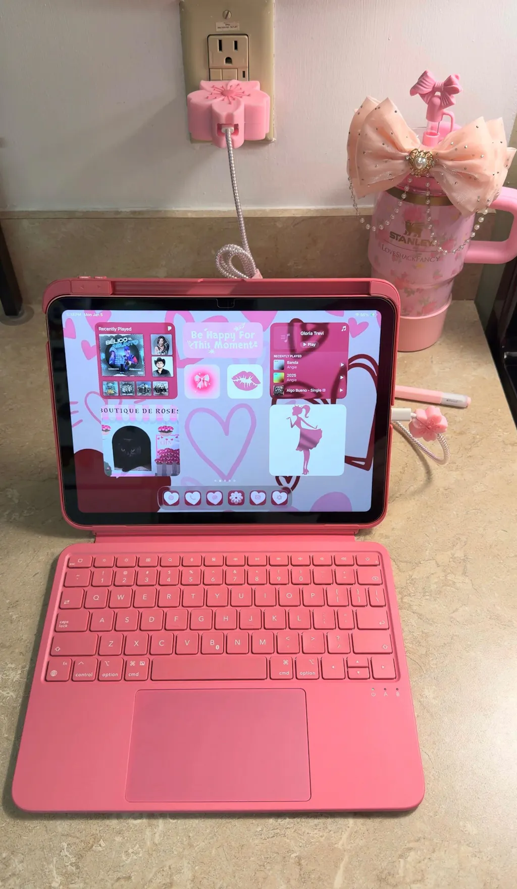 Pink iPad A16 Bluetooth Wireless Keyboard Case with Pencil Slot | ESR