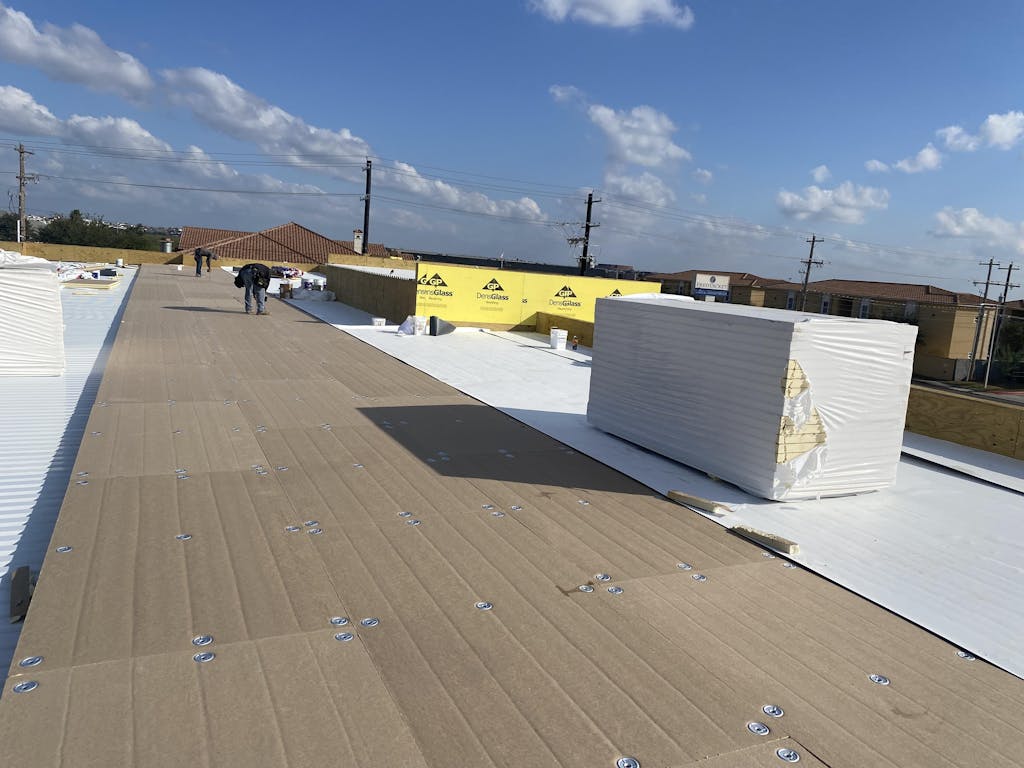 Essential Plates 2-3/8" Barbed Metal Seam Plates – Essential Roofing Supply