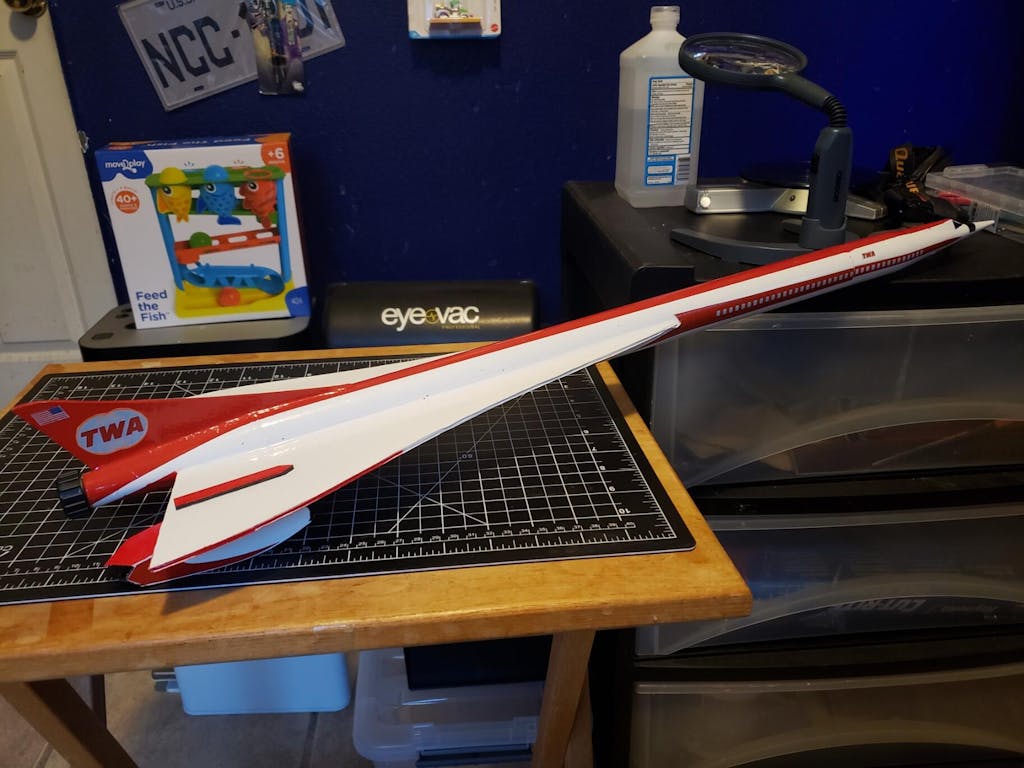 Low-Boom SST Model Rocket | Estes Rockets