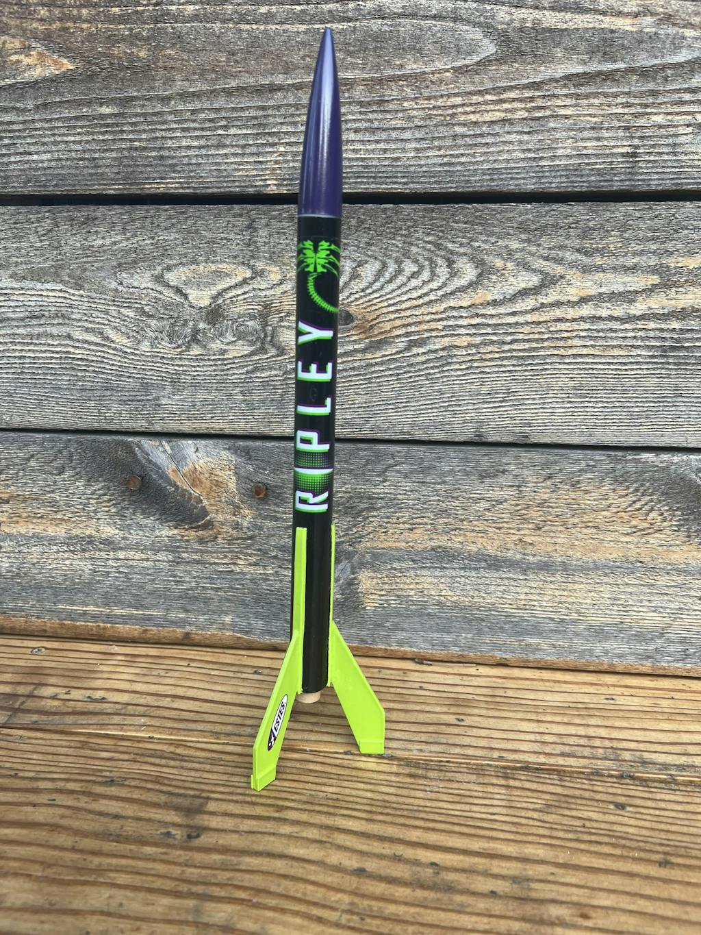 Ripley Rocket™ Model Kit by Estes - Alien Design, 600 ft Flights ...